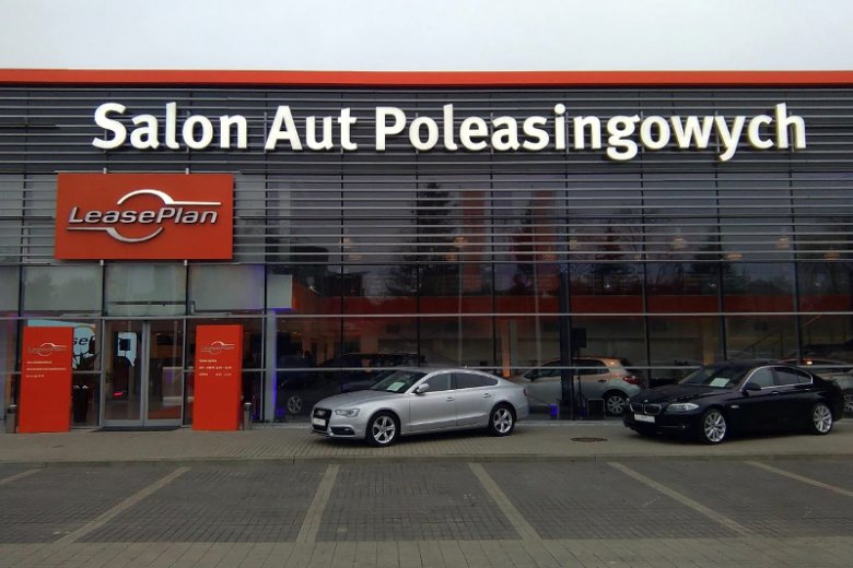 Otworzono pierwszy w Polsce salon aut poleasingowych. Jak prezentują ...